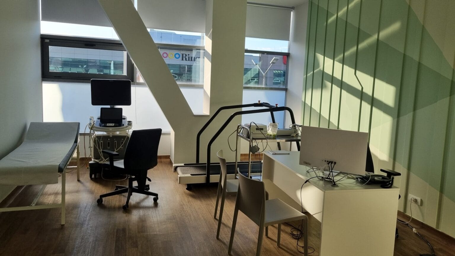 Spitalul NORD Pipera, București. Consultă lista specializărilor și ...